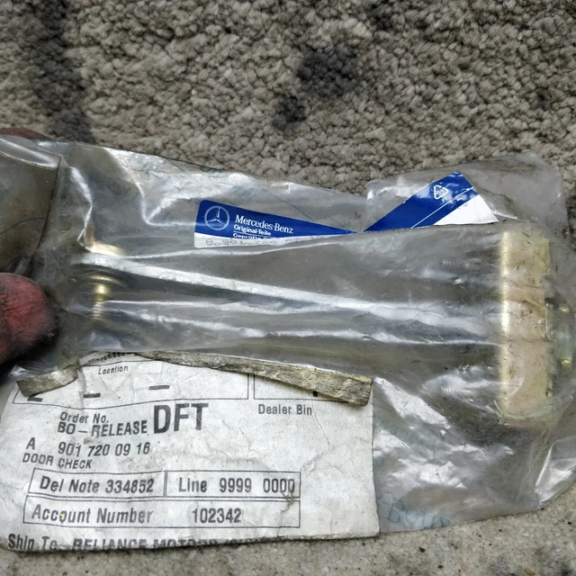 NEW GENUINE MERCEDES Sprinter Front Door Check Strap 9017200916 W901 ...