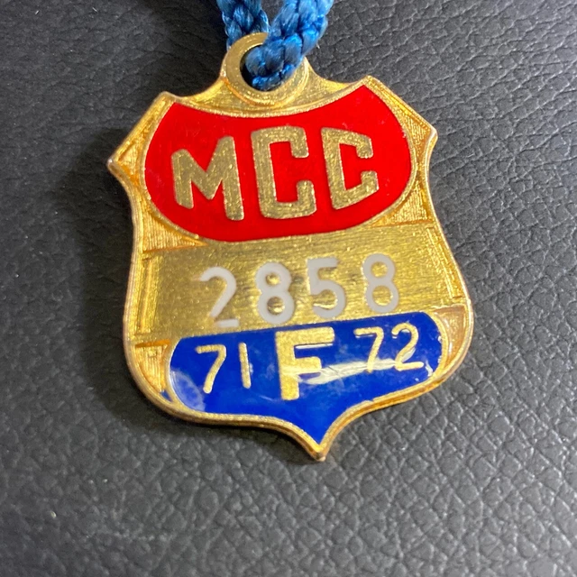 VINTAGE 1971-72 MCC Melbourne Cricket Club Full Member Membership Badge ...