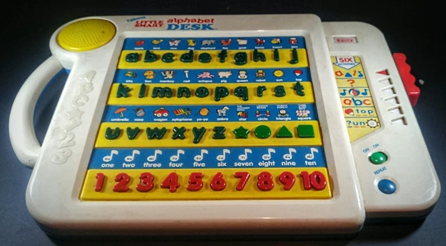 VINTAGE VTECH EDUCATIONAL Talking Little Smart Alphabet Desk WORKS $35. ...