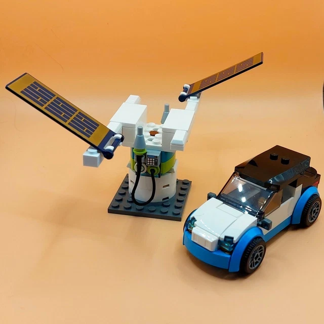 LEGO CITY SMART Car EV Electric Vehicle Double Solar Charging Station ...