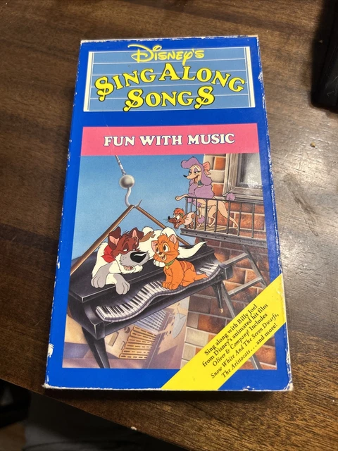 DISNEYS SING ALONG Songs - Fun With Music (VHS, 1993) EUR 5,74 - PicClick FR