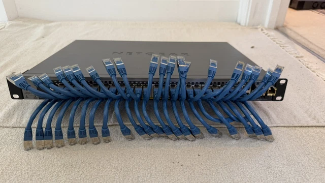 NETGEAR GS752TP 48-PORT Gigabit PoE Smart Managed Pro Switch with 4 SFP ...