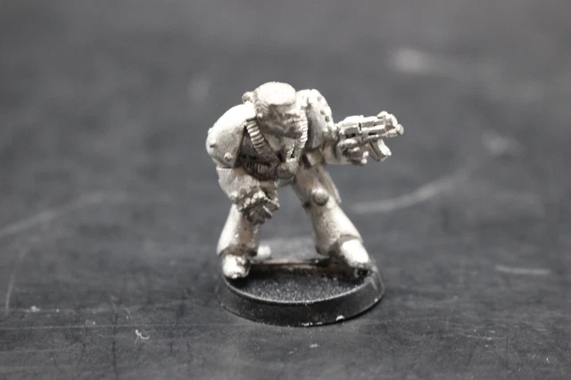 WARHAMMER 40K ROGUE Trader Space Marine RT101 Brother Napier Metal $24. ...