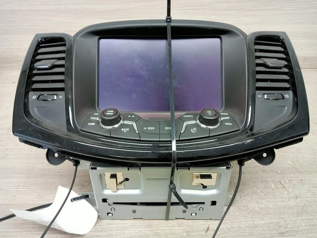 HOLDEN COMMODORE STEREO/HEAD Unit Head Unit, Non Sat Nav Type, Vf, 05/ ...