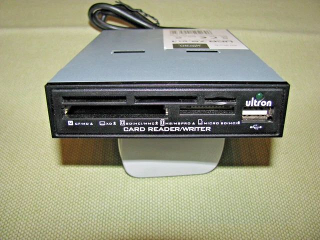 ULTRON - CARD READER - UCR 75in1 +USB (3.5 Zoll) intern, schwarz+++ EUR ...