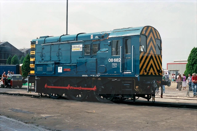 ORIGINAL 35MM NEGATIVE 08 Exhibit 08682 Doncaster Works O/D 1994 (ZF/18 ...