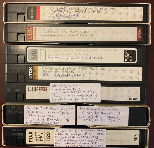 LOT DE 8 cassettes VHS JVC préenregistrées vendues comme neuves/usagées ...