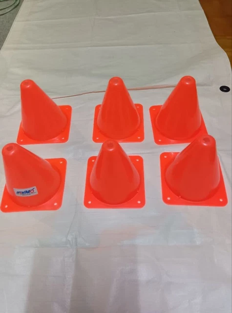 SET OF 6 red triangle color cones £79.25 - PicClick UK