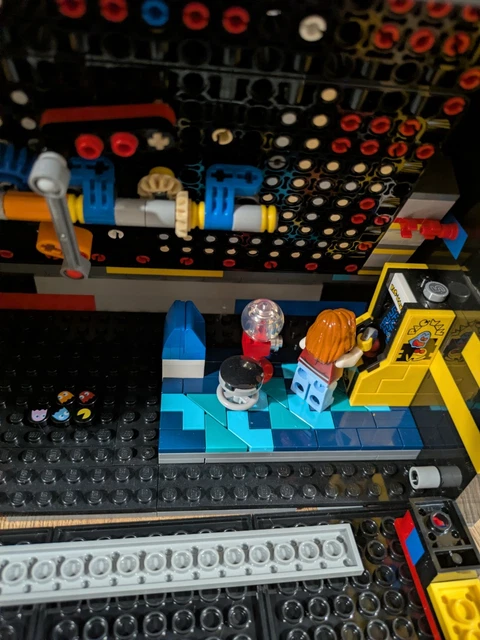 LEGO ICONS PAC-MAN Arcade Building Set 10323 £146.30 - PicClick UK