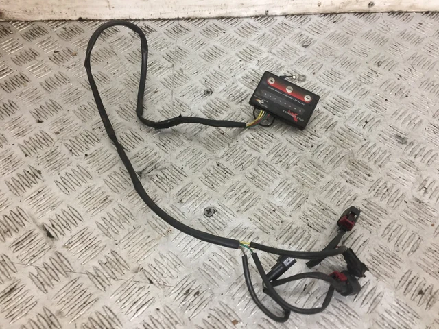 HARLEY DAVIDSON FAT Bob Fxdf Kitech Power Commander Année 2009 (Stock ...