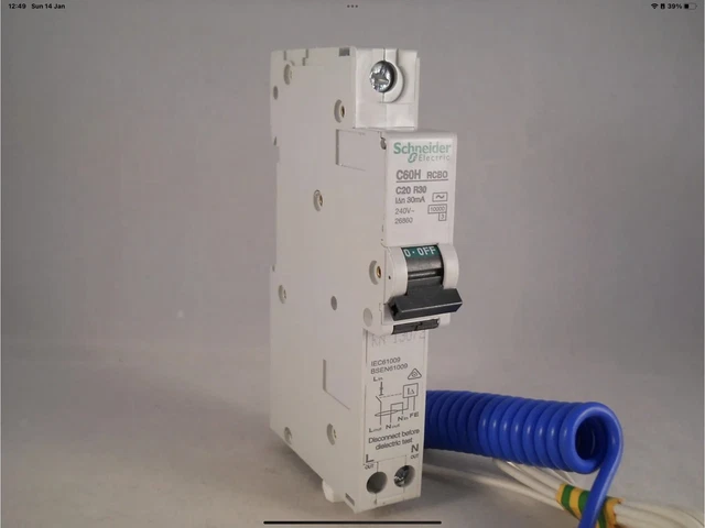 SCHNEIDER ELECTRIC MULTI 9 RCBO 20a 30ma Rcd C60HC20R30 EUR 29,37 ...