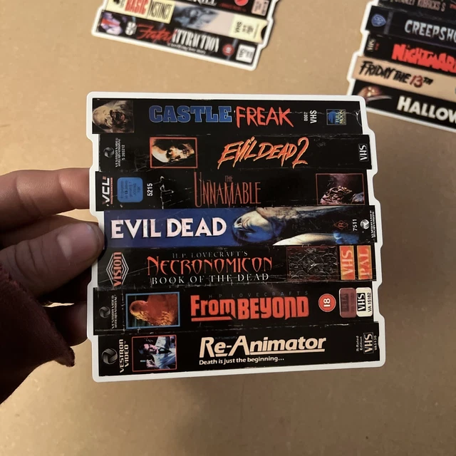 ADESIVO STACK VHS Horror anni '80 Stuart Gordon Evil Dead HP Lovecraft ...