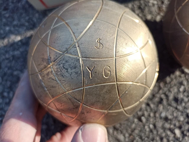 2 BOULES DE pétanque lyonnaises la boule intégrale bronze O.R. diam 94 ...