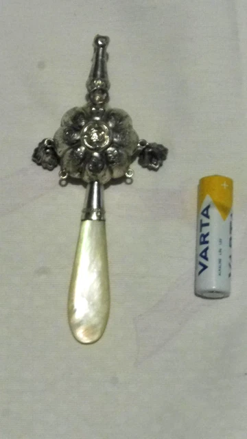 HOCHET SIFFLEUR ANCIEN EN ARGENT TETE DE SANGLIER MANCHE EN NACRE FIN ...