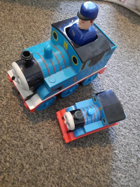 TOMY THOMAS THE Tank Engine,Push & Go Friction + Thomas Small Toy. Gullane 2004 £12.00 - PicClick UK