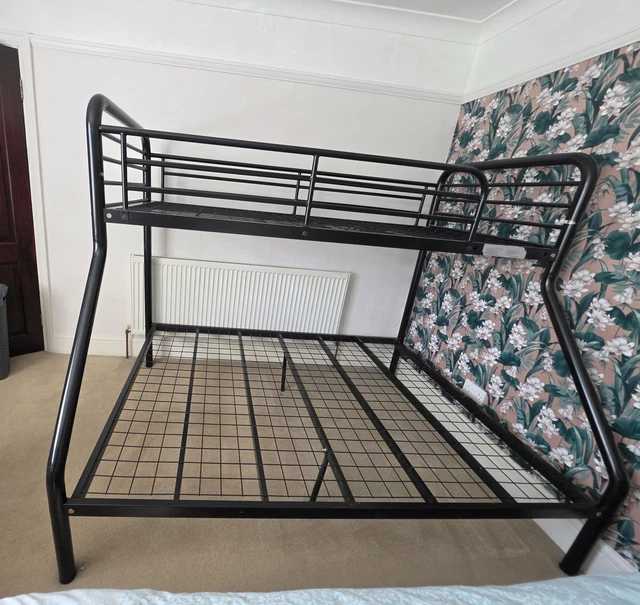 METAL SINGLE & Triple Bunk Beds Frame Double & Single Kids Bedroom ...