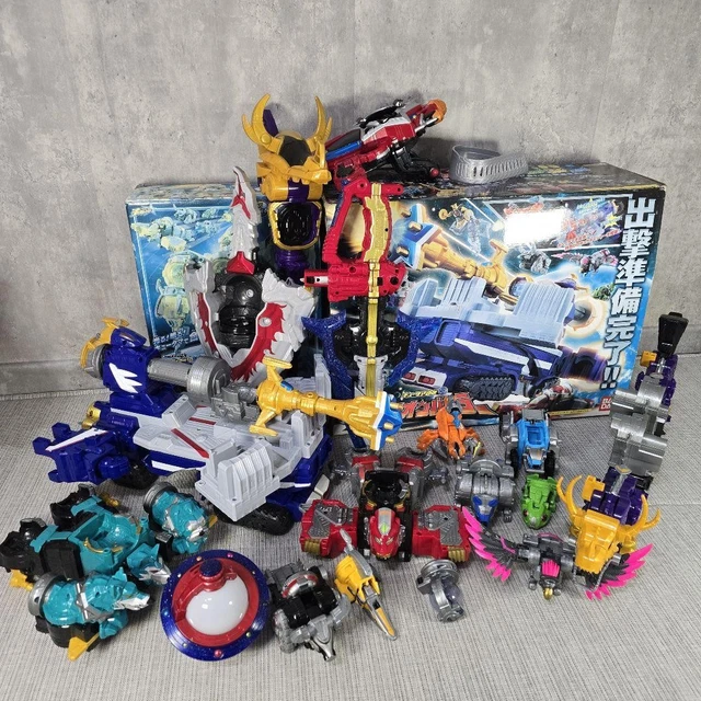POWER RANGERS UCHU Sentai Kyuranger Voyager Megazord 13p set BANDAI ...