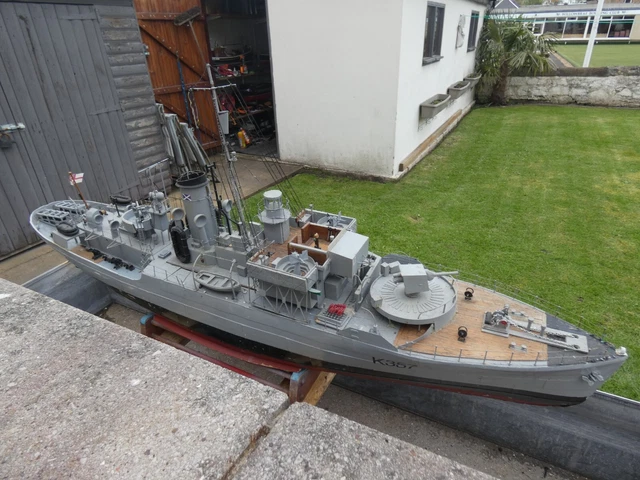 FLOWER CLASS CORVETTE- 1:48 Scale_ Sirmar Hull & Fittings £400.00 ...