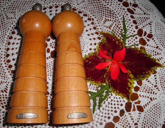 LEGNOART MÜHLEN SET Holz Gewürzmühlen Pfeffer & Salz Ø: unten ca.5,5 x 21 hoch EUR 49,49 ...