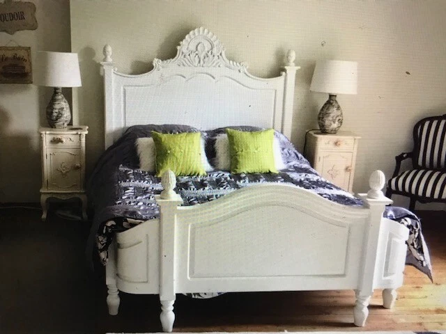 SOLID WOOD, CARVED, Shabby Chic Bed Frame In White. Very good condition ...