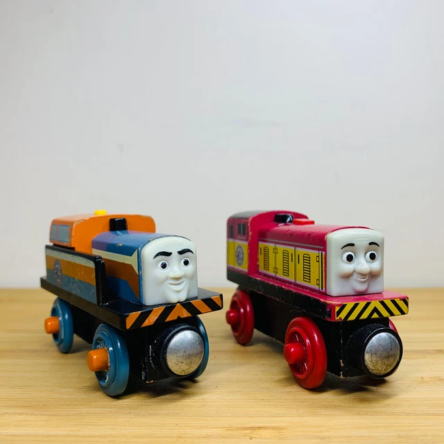 DART & DEN - Thomas The Tank Engine & Friends Wooden Railway Trains EUR ...