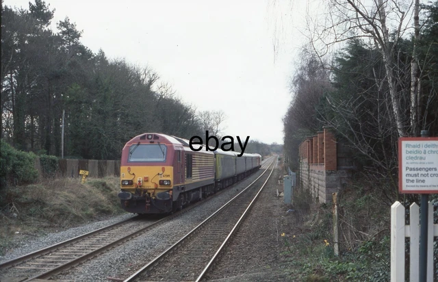 35MM SLIDE - EWS Loco Class 67. 67019 & 67020 @ Hawarden £2.99 ...