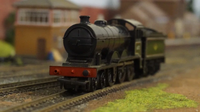 TRIANG HORNBY R150 Br Black 4-6-0 Class B12 Locomotive 61572 £31.85 ...