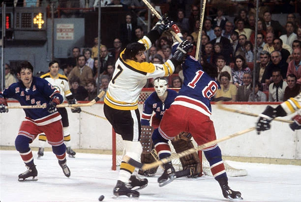 BOSTON BRUINS PHIL Esposito in action vs New York Rangers Wa - 1972 Old ...