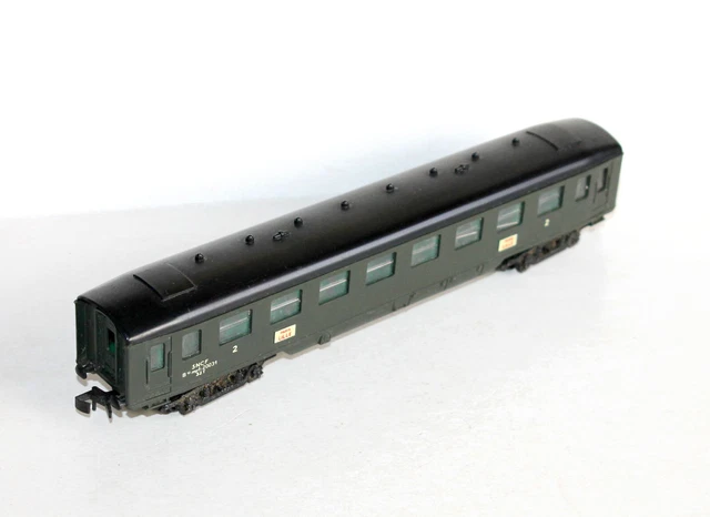 HORNBY ACHO PASSENGER CAR, 2nd CLASS SNCF B10 myfi 20031 PARIS LILLE £ ...