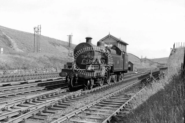 PHOTO BRITISH RAILWAYS Steam Locomotive Class Fowler 2-6-4T 42424 at ...
