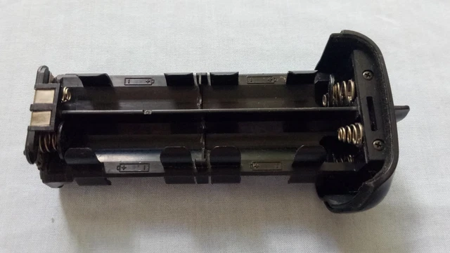 NIKON F5 CAMERA MS-30 AA Battery pack £60.00 - PicClick UK