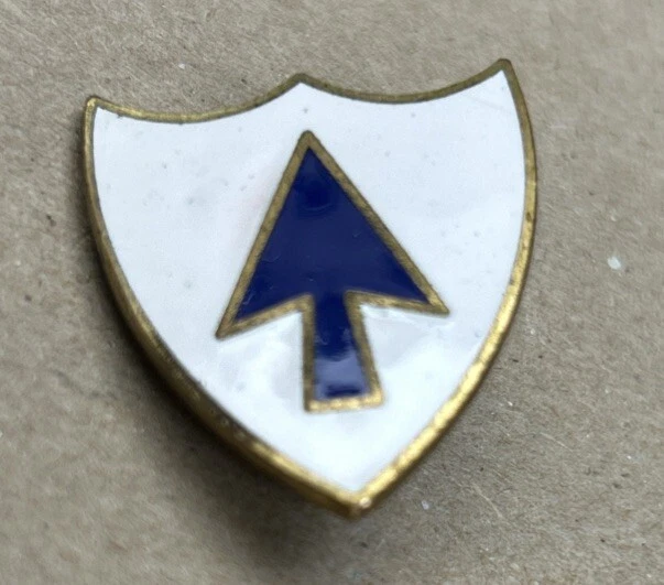 US ARMY 26TH Infantry Regiment BLUE SPADERS DUI Crest badge c/b ...