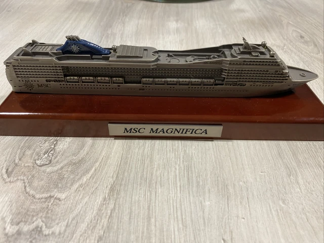 MODELLINO MODEL SHIP NAVE Nave MSC MAGNIFICA Modellino Collezione ...