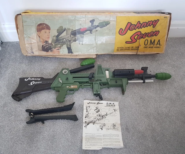 VINTAGE JOHNNY SEVEN OMA One Man Army.De Luxe Topper. Triang 1960s. UK ...