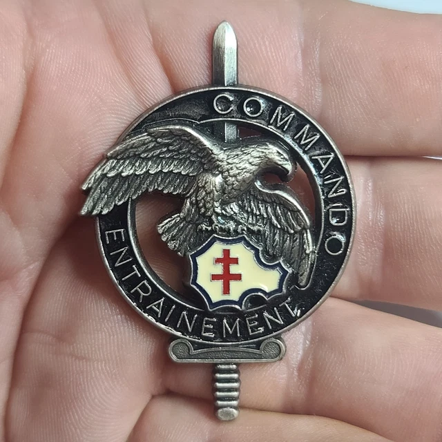 FRENCH FOREIGN LEGION 'Commando Entrainement' Badge Glued on Pins $26. ...