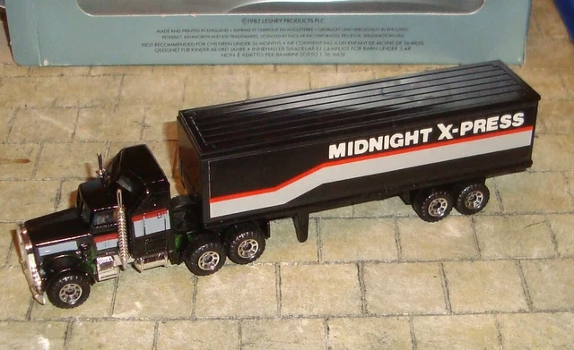 KENWORTH BOX TRUCK - MIDNIGHT X-PRESS - MATCHBOX CONVOY c1982 LESNEY ...