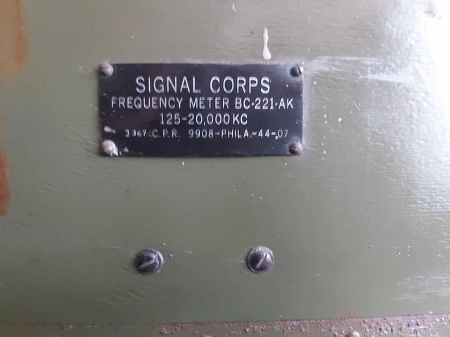 WW2 ARMY MILITARY RADIO Signal Corps U.S ARMY Frequency Meter BC221-AK ...