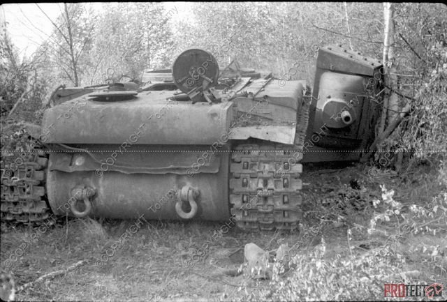 ++ ORIGINAL NEGATIV Front Vormarsch ostfront beute panzer KV1 zerstört ...