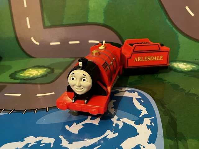 TRACKMASTER MIKE & ARLESDALE TENDER Thomas & Friends Motorised Battery ...