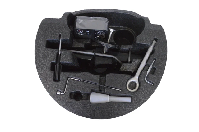 MASERATI GHIBLI EMERGENCY Tool Kit 670031773 3.0 M157 2015 LHD 21466315 ...