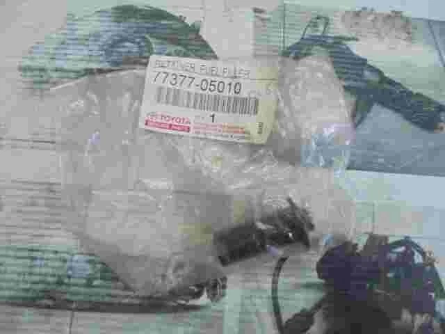 RÉSERVOIR DE CARBURANT de retenue Toyota Avensis 7737705010 77377-05010 ...