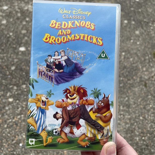 WALT DISNEY CLASSICS: Bedknobs and Broomsticks - PAL VHS £5.99 - PicClick UK