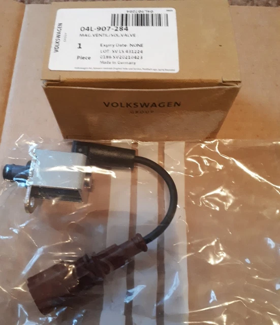 GENUINE VW WATER Pump Solenoid Valve Coolant Pump for Audi A3 Q3 VW ...