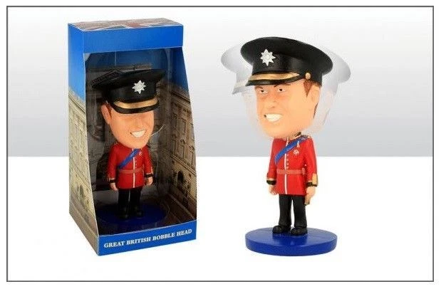 PRINCE WILLIAM ROYAL Family Commemorative British Bobble Head Figure ...