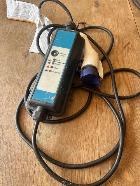 GENUINE YAZAKI MITSUBISHI Outlander PHEV EV Charger Charging Cable 240v ...