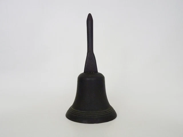 ANCIENNE CLOCHE DE table de maison, cloche de monastère en bronze ... ANCIENNE CLOCHE DE table de maison, cloche de monastère en bronze ...