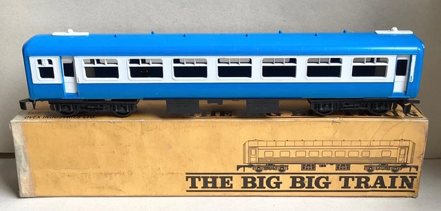 TRIANG ‘BIG BIG Train’ O, RV257 - BR Blue/White Mk2 COMPOSITE COACH ...