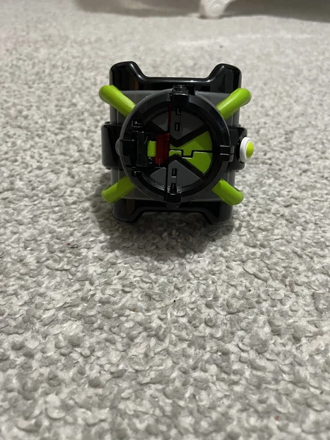 BEN 10 ALIEN Force Omni-Launch Battle Watch Figures - Playmates £13.30 ...