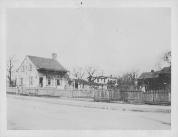 COURT VAN SICKLEN House John Van Sicklen House built 1776 so- New York ...