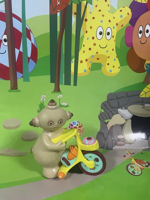 IN THE NIGHT Garden Makka Pakka Og Pog Push Along Toy Bike RARE Ragdoll ...